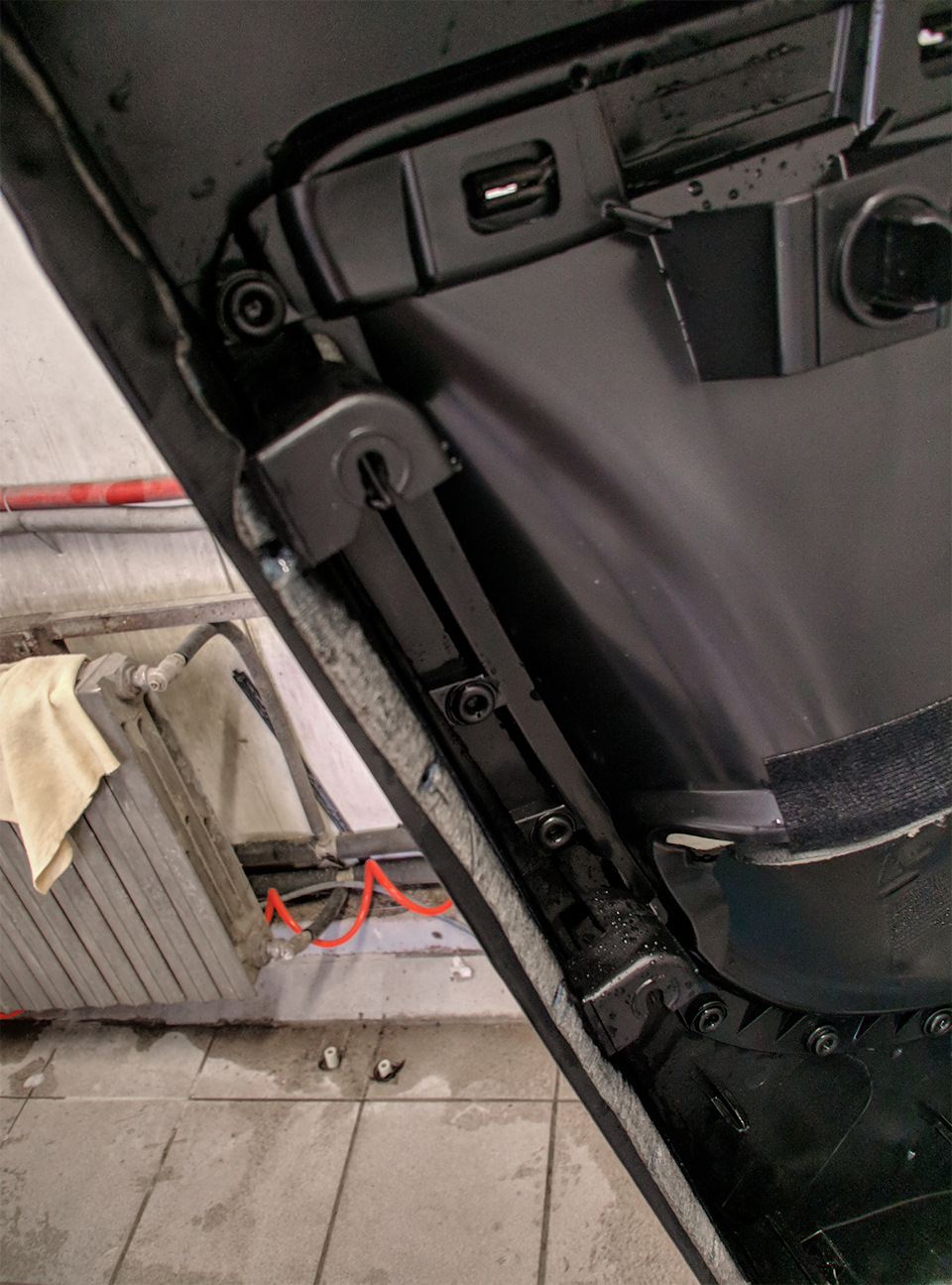 Leather Care 31375176 — больше кожи! — Volvo V70 III, 2,5 л, 2008 года ...