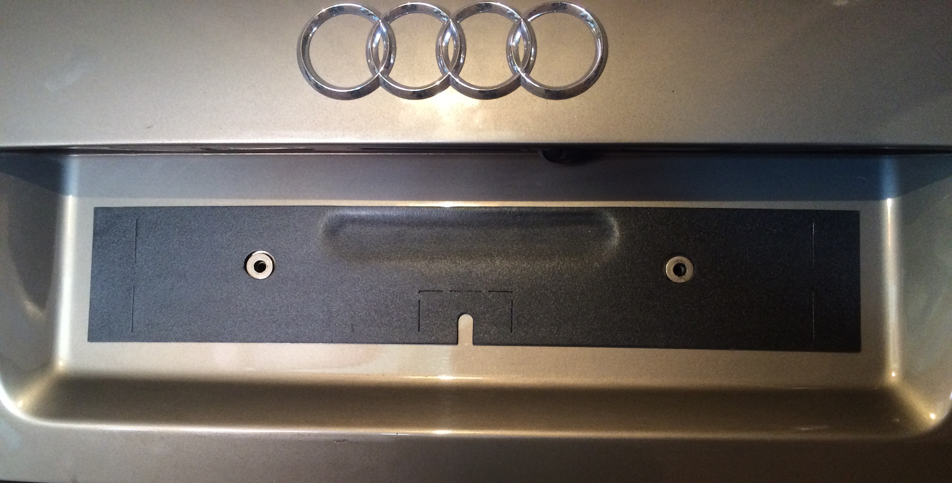 Устраняем дребезжание задней номерной рамки + крышка буксировочной ...