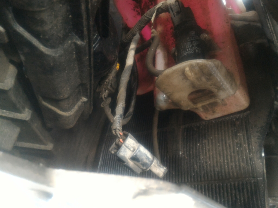 Индикация низкого уровня омывающей жидкости — KIA Rio (3G), 1,6 л, 2011 ...