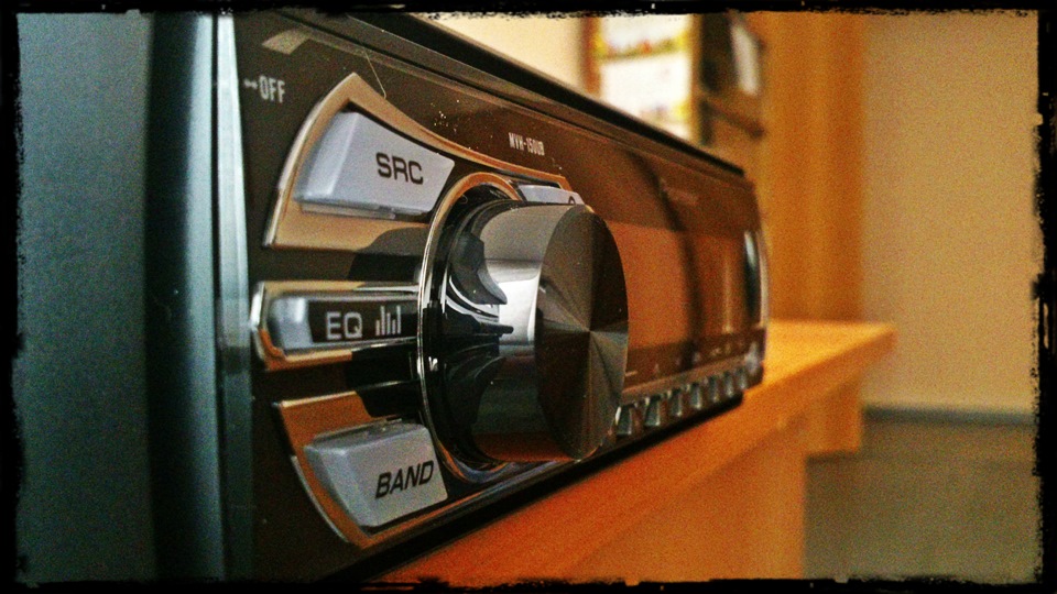 =Sony vs Pioneer= — KIA Spectra, 1,6 л, 2008 года | автозвук | DRIVE2