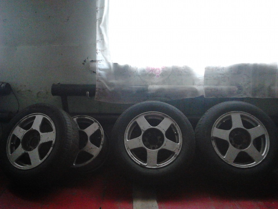 Диски R14 после ночной кражи колес — Honda Civic Hatchback (6G), 1,4 л ...