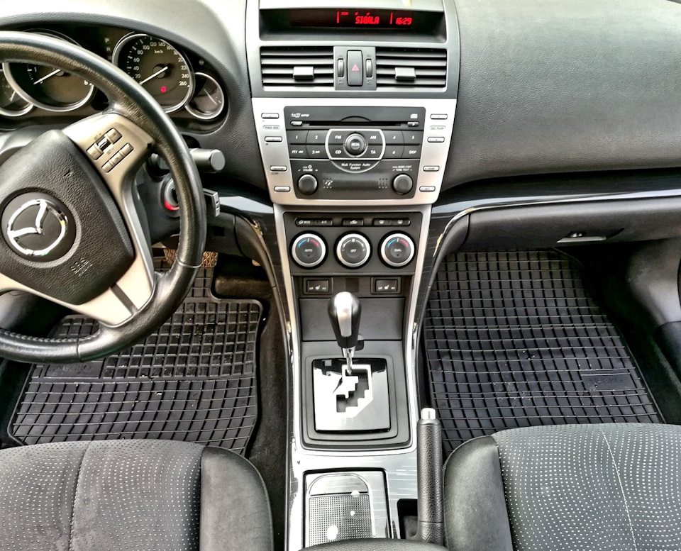 #Коврики резиновые — Mazda 6 (2G) GH, 2 л, 2008 года | аксессуары | DRIVE2