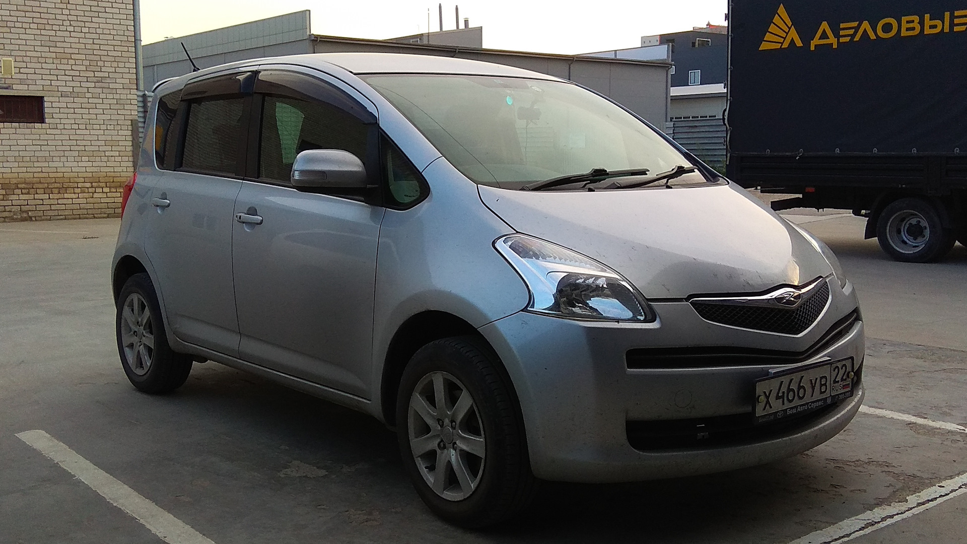 Toyota Ractis (1G) 1.5 бензиновый 2005 | на DRIVE2