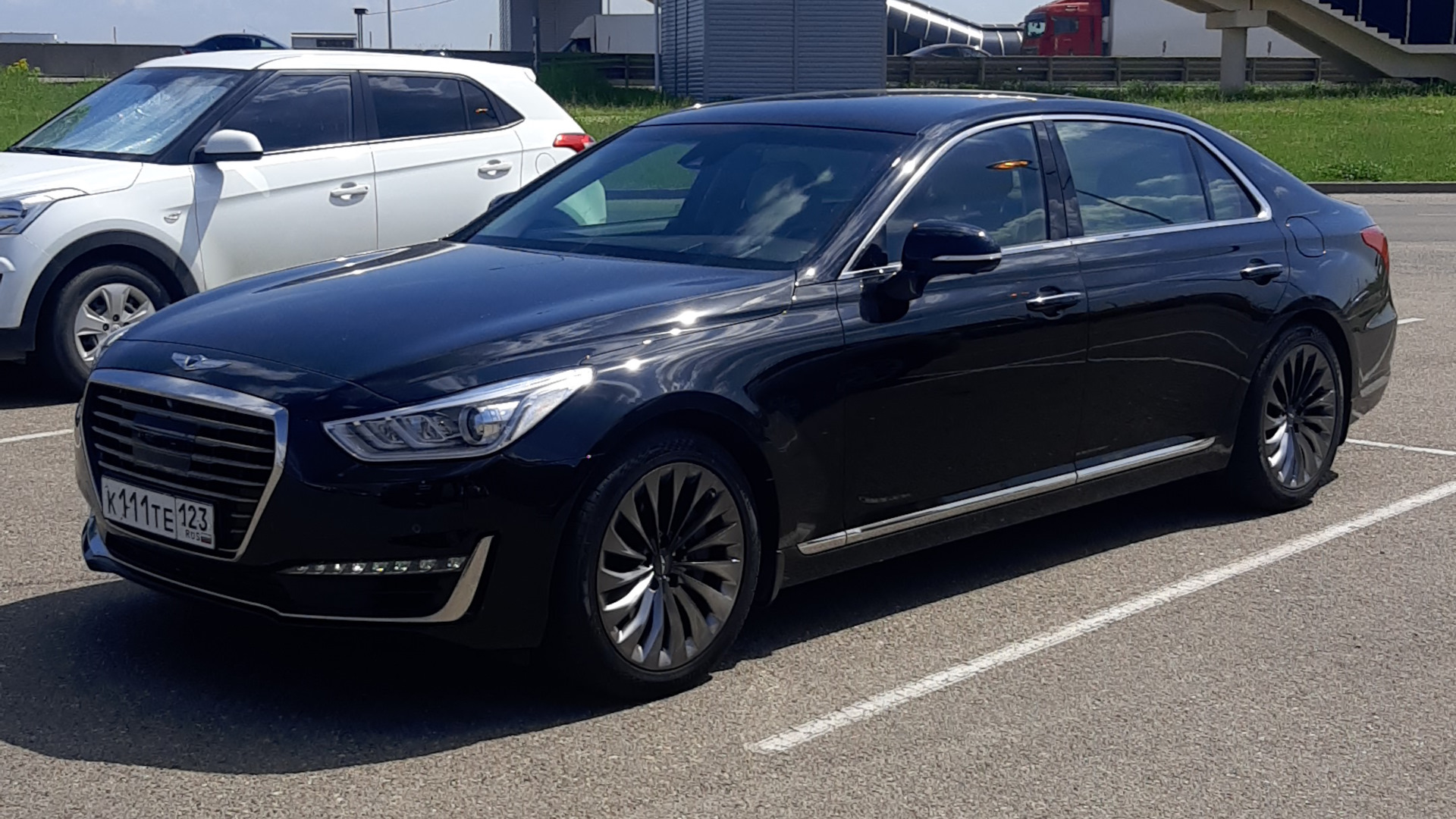 Genesis G90 3.3 бензиновый 2016 | Генадьич на DRIVE2