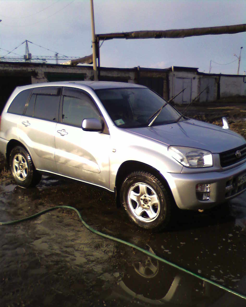 Летняя резина и диски :) — Toyota RAV4 (II), 1,8 л, 2001 года ...