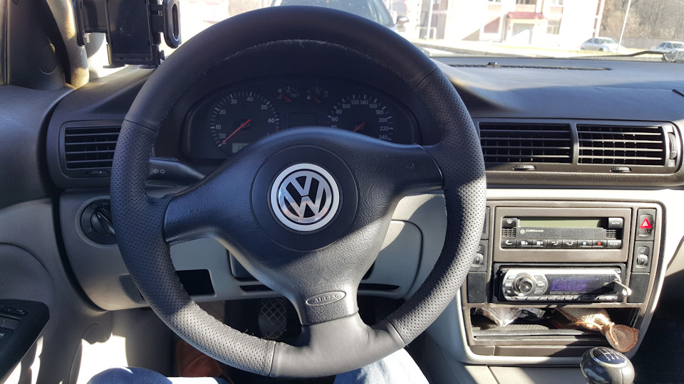 Замена оплетки руля — Volkswagen Passat B5, 1,8 л, 1998 года | стайлинг ...