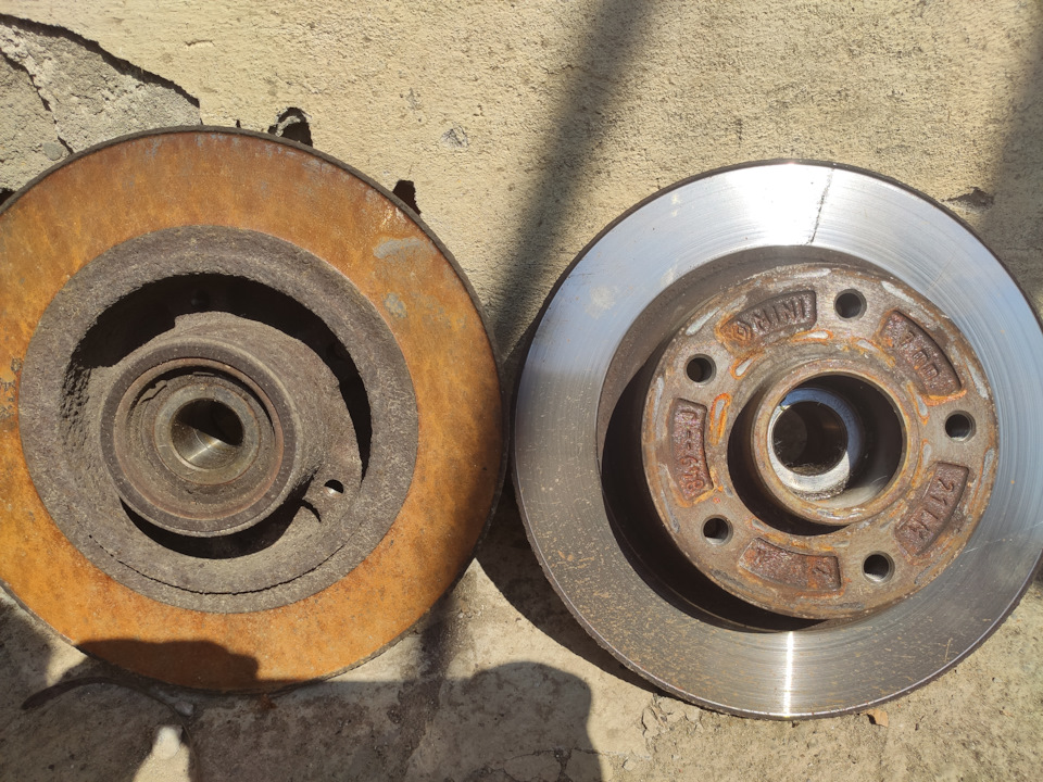 432002188R К-т дисков торм зад с подшипником RENAULT | Запчасти на DRIVE2