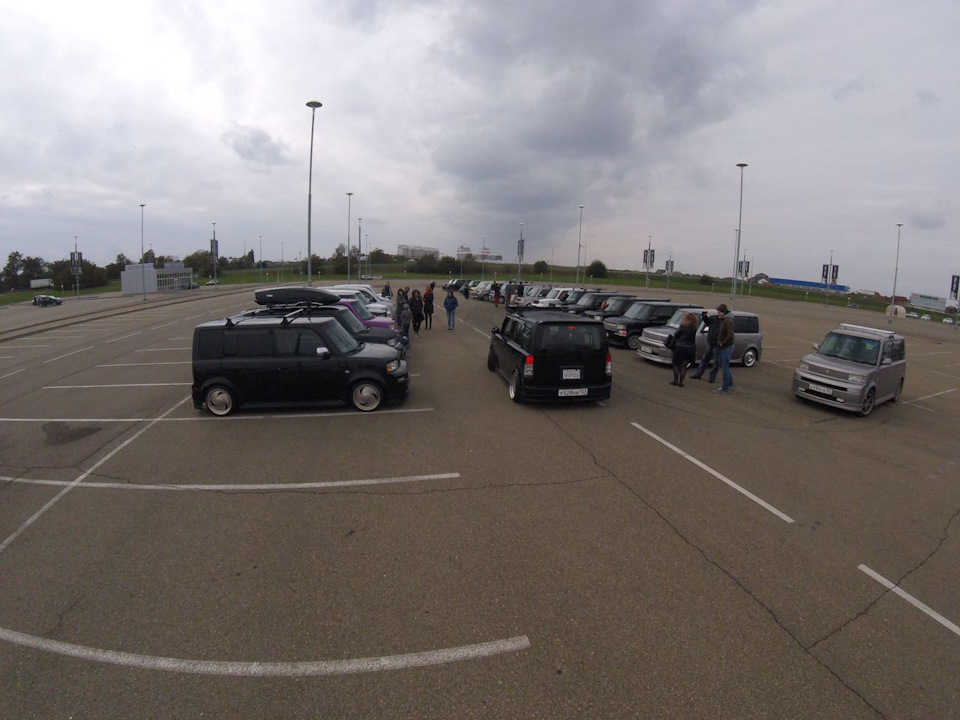 16.10.2016 | OZ Mall | Встреча bB-club по ЮФО — Toyota bB (NCP30), 1,5 л, 2002 года | встреча ...