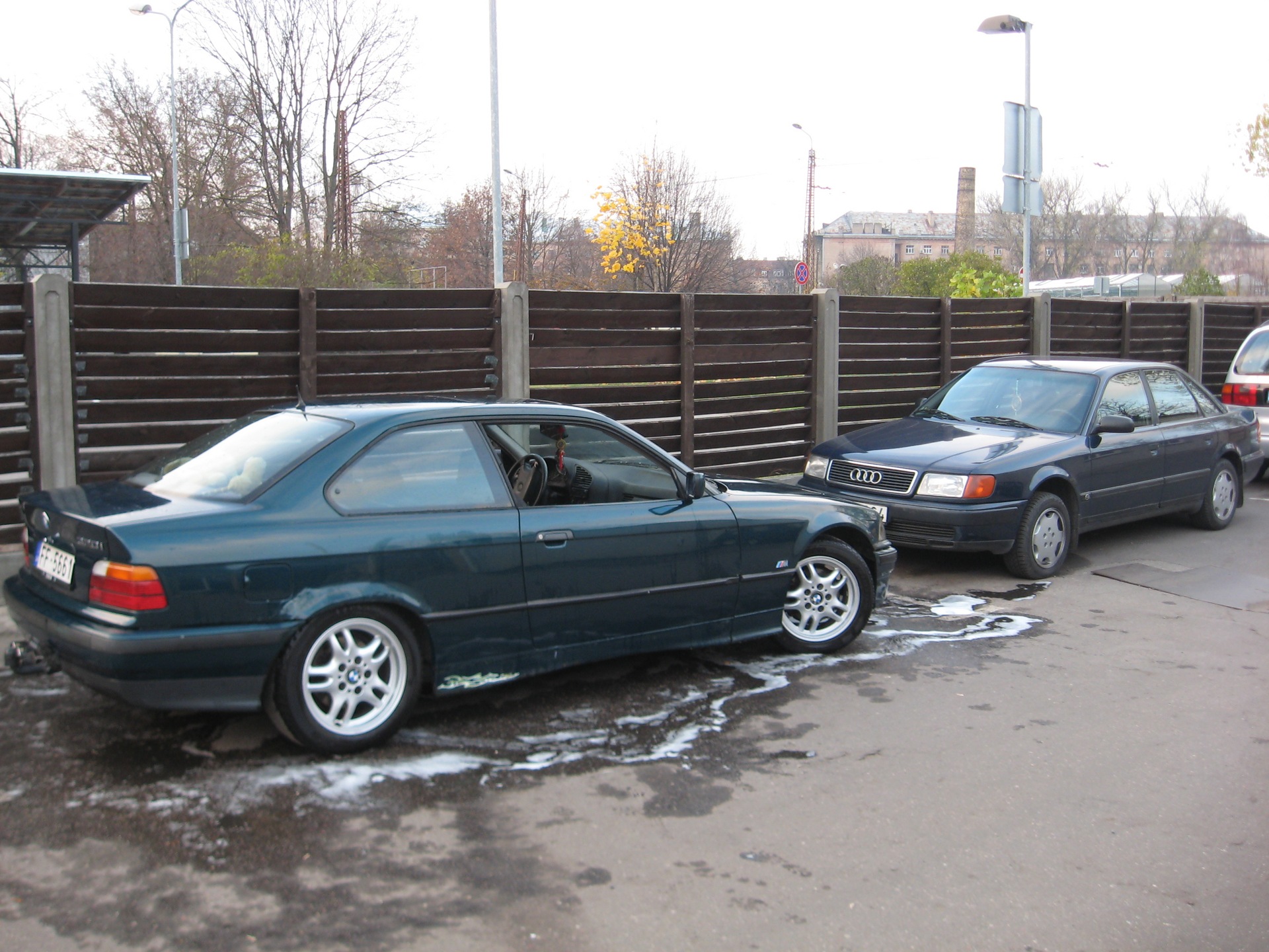BMW M320i ( 174-180hp) VS BMW 320i coupe ( 2.8i 193 — 200hp ) . И на ...