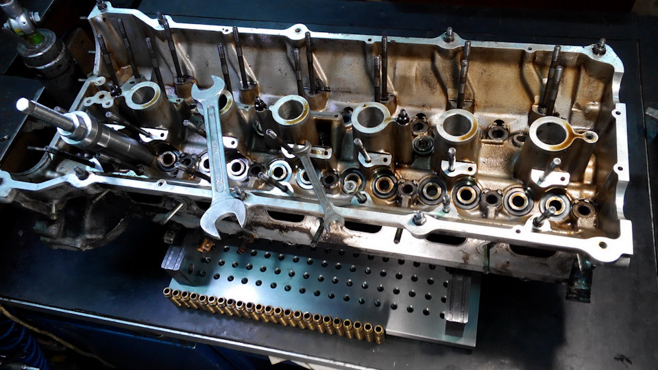 Ремонт ГБЦ BMW M50B20 part1 — DRIVE2