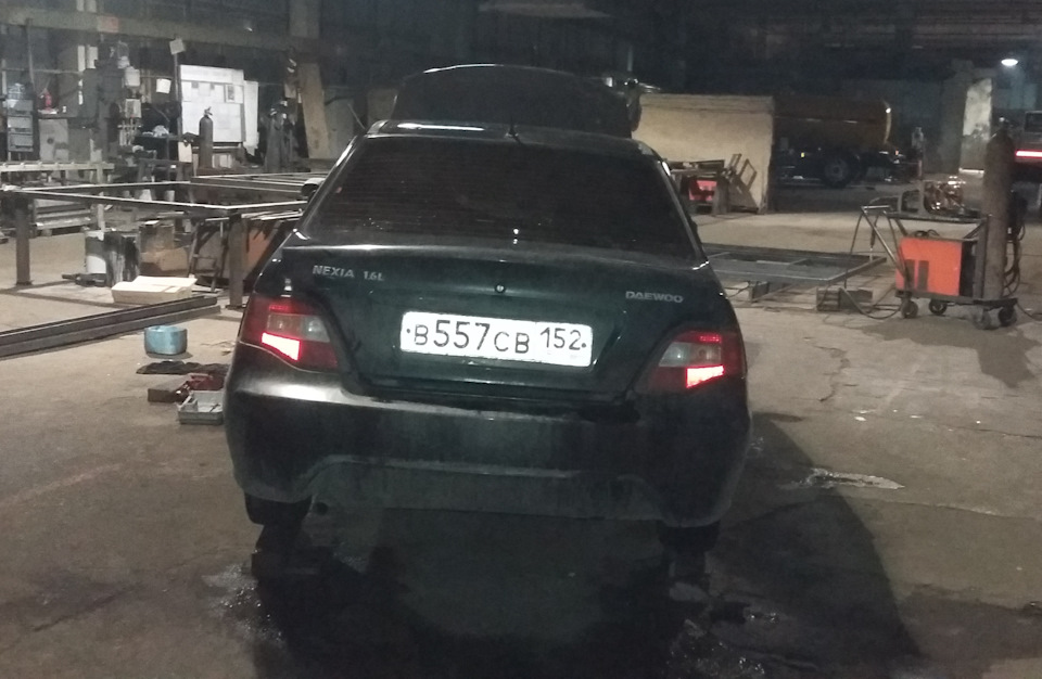 Замена масла в КПП — Daewoo Nexia (N150), 1,6 л, 2008 года | своими ...
