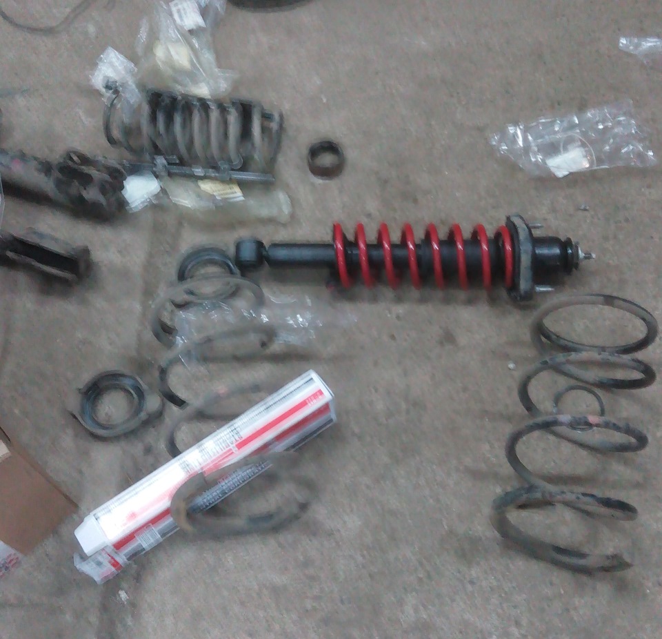 Аморты, пружины, графитовые кольца — Mitsubishi Lancer X, 1,5 л, 2008 ...