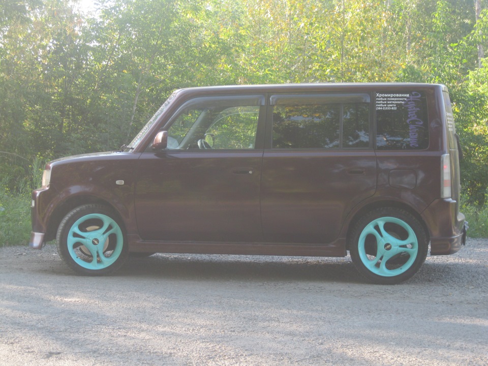 Crimson — Toyota bB (NCP30), 1,5 л, 2002 года | колёсные диски | DRIVE2