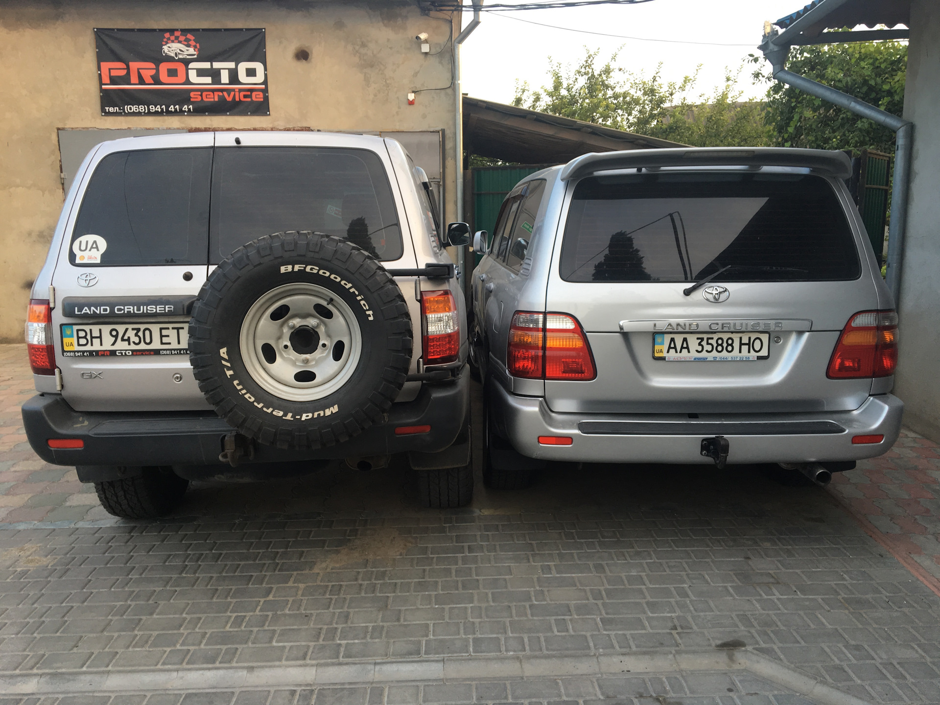 Land Cruiser 100 vs Land Cruiser 105 2" — Toyota Land Cruiser 100, 4,5 ...