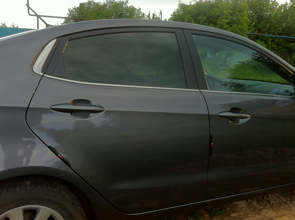Уплотнитель резиновый под капот — KIA Rio (3G), 1,6 л, 2015 года ...