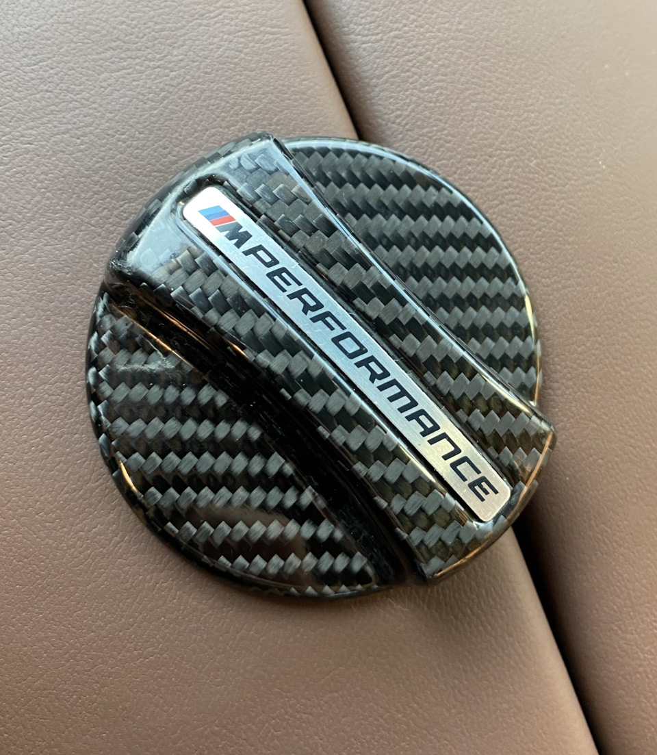 Оригинальная карбоновая крышка бензобака — BMW X6 (G06), 3 л, 2020 года ...