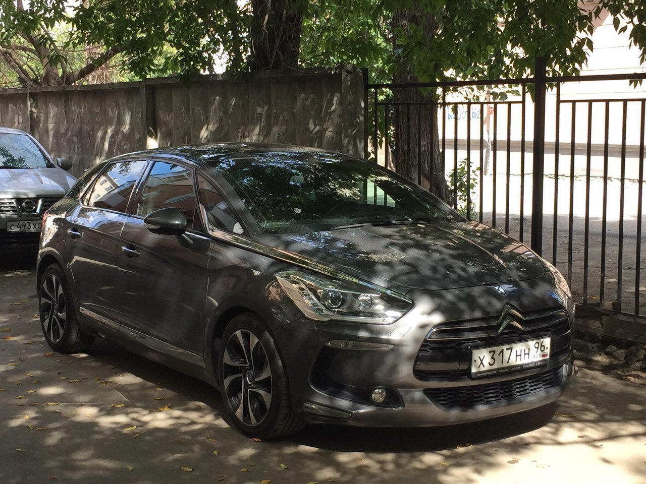 Первый визит в сервис после покупки. — Citroen DS5, 1,6 л, 2012 года | визит на сервис | DRIVE2