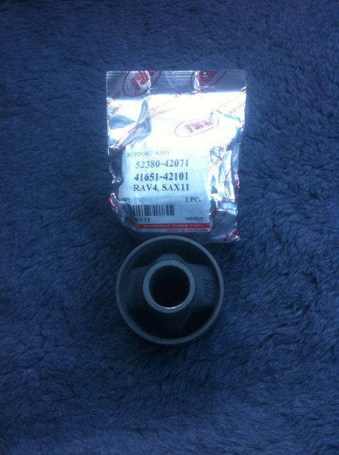 5238042071 Опора редуктора TOYOTA LEXUS | Запчасти на DRIVE2