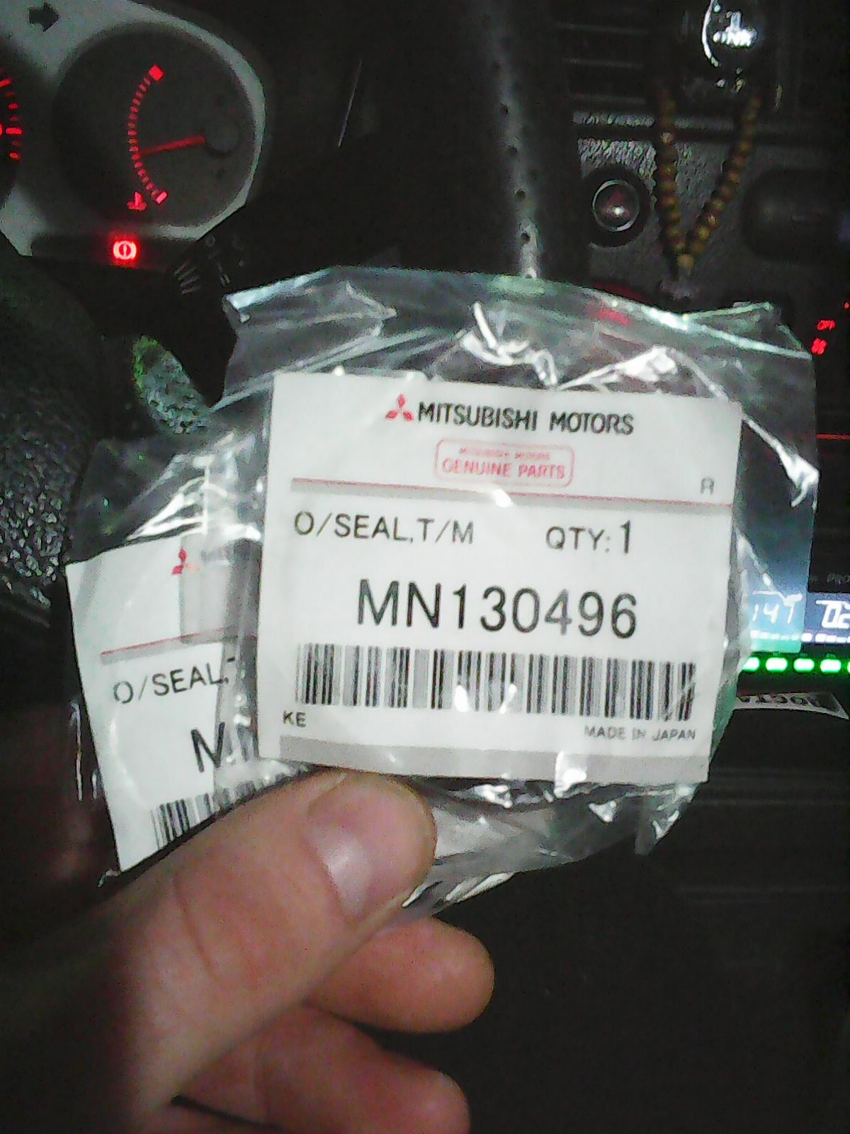 Замена сальников на коробке cj — Mitsubishi Colt V, 1,3 л, 1998 года ...