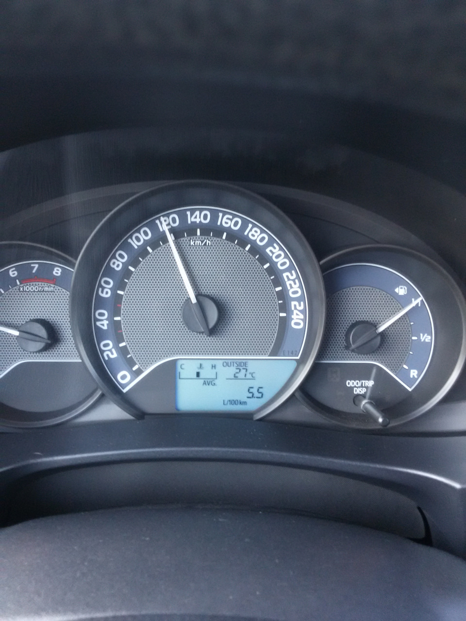 Замена напровляющих суппортов — Toyota Corolla (160), 1,6 л, 2013 года ...