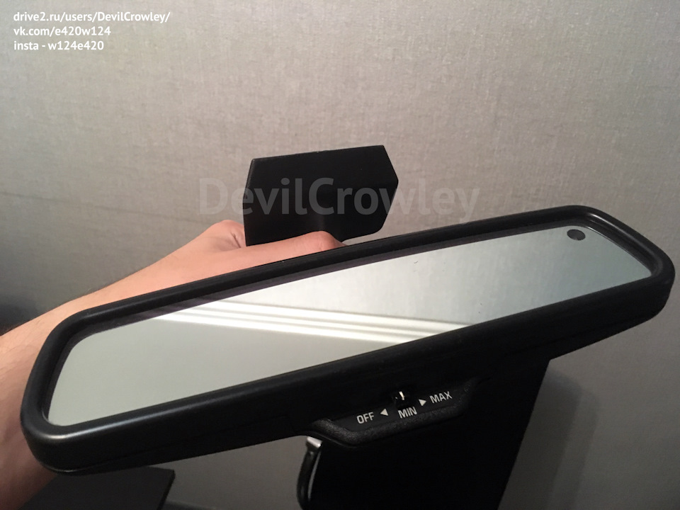 Опция 249 — Зеркало салонное с автозатемнением — Mercedes-Benz E-Class ...