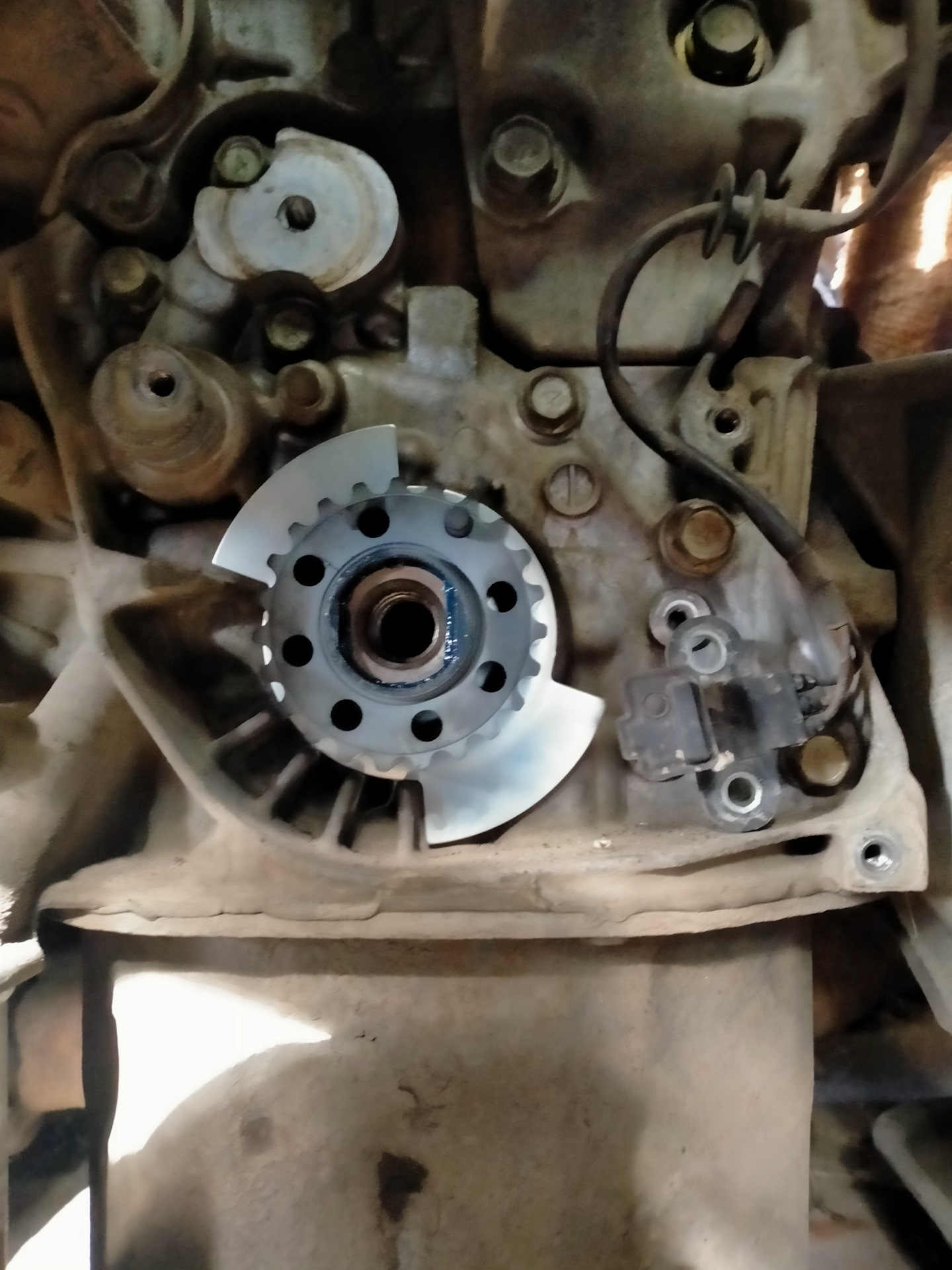 Замена ГРМ — Mitsubishi Lancer IX, 1,6 л, 2004 года | плановое ТО | DRIVE2