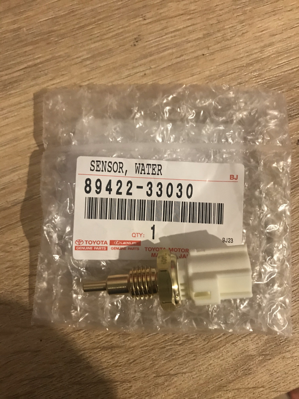 8942233030 Датчик температуры охлаждающей жидкости Toyota TOYOTA LEXUS ...