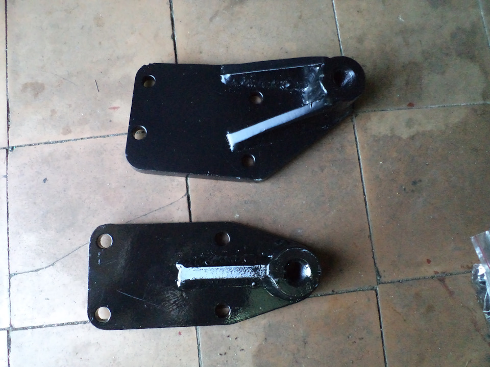 "Усиленные" лапы двигателя — ГАЗ M72, 2,7 л, 1955 года | своими руками | DRIVE2