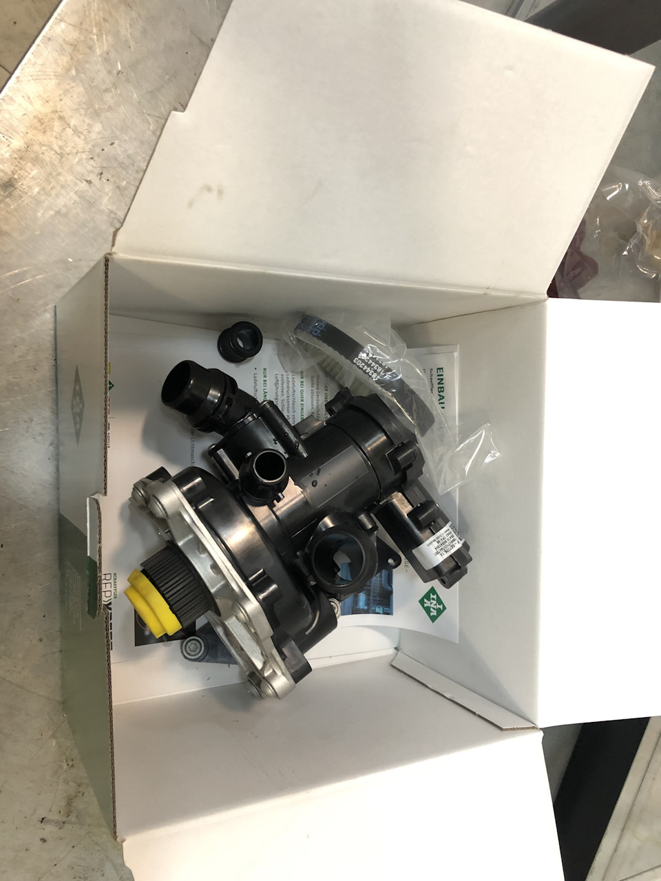 538036010 Водяной насос, охлаждение двигателя, модуль управления ...