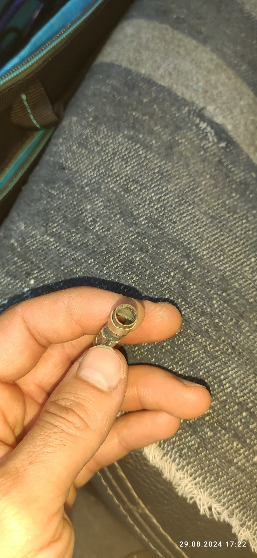 Замена катушки и бронепроводов. — ГАЗ Сайбер, 2,4 л, 2009 года ...