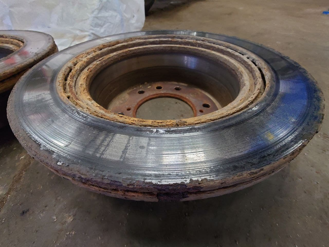 Ревизия тормозов. 83 000 км — Mitsubishi Pajero Sport (3G), 2,4 л, 2017 ...