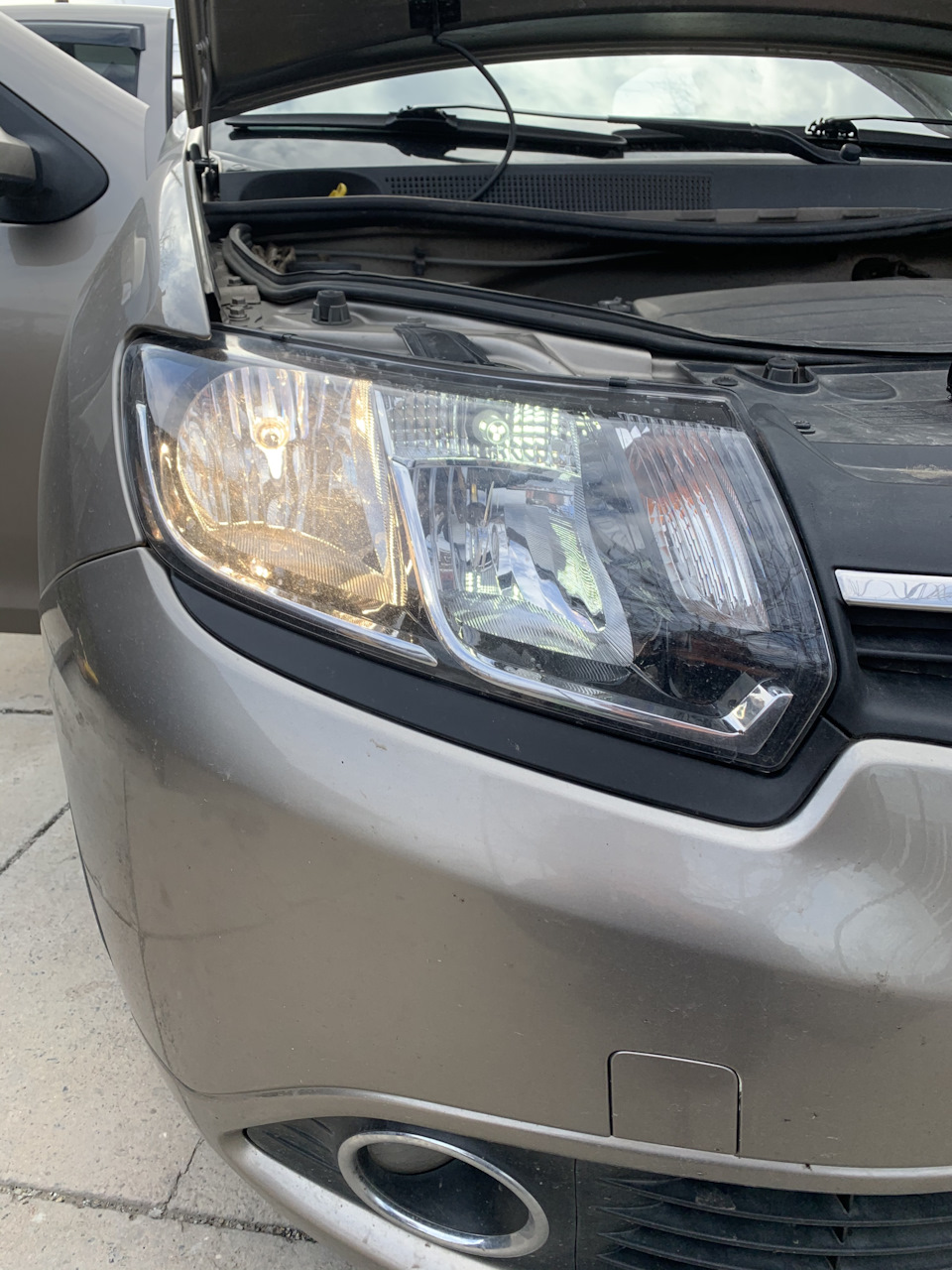 Led мне в ближний :) — Renault Logan (2G), 1,2 л, 2013 года ...