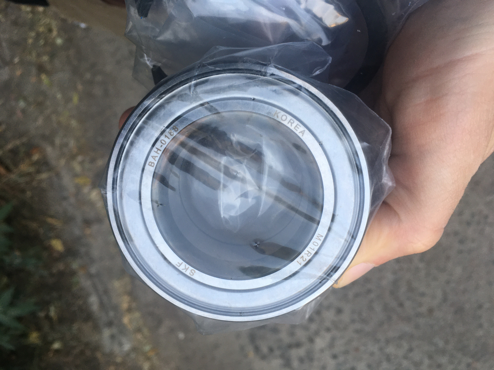 Подшипник ступицы SKF VKBA3979, шаровая CTR CBT-40, розвал — Toyota Avensis I, 1,6 л, 1998 года ...