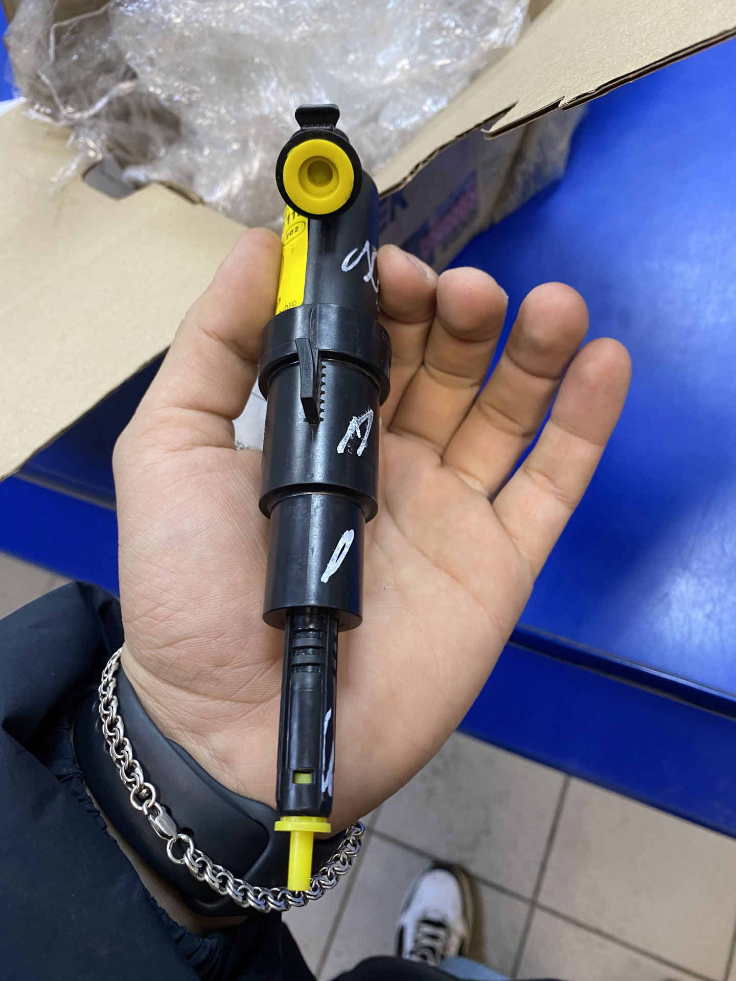 Ремонт системы очистки фар BMW e46 — BMW 3 series (E46), 2,2 л, 2004 ...