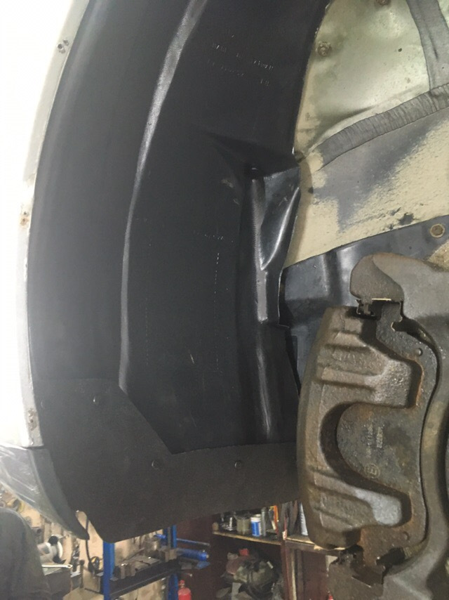 Эпизод 12 Замена пыльников мотора, локеров, брызговиков — Toyota ...