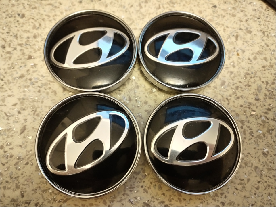 Наклейки на заглушки ЦО — Hyundai i30 (2G), 1,6 л, 2012 года ...