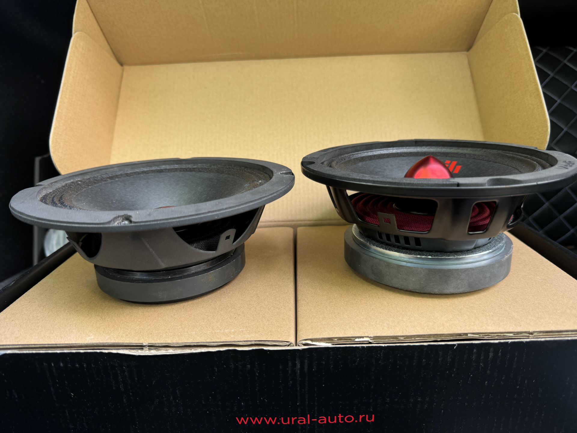 ЧЕ… не Чегевара а ЧЕ…честный звук УРАЛ ЧЕ SQL. — Hyundai Solaris (2G), 1,6 л, 2021 года ...