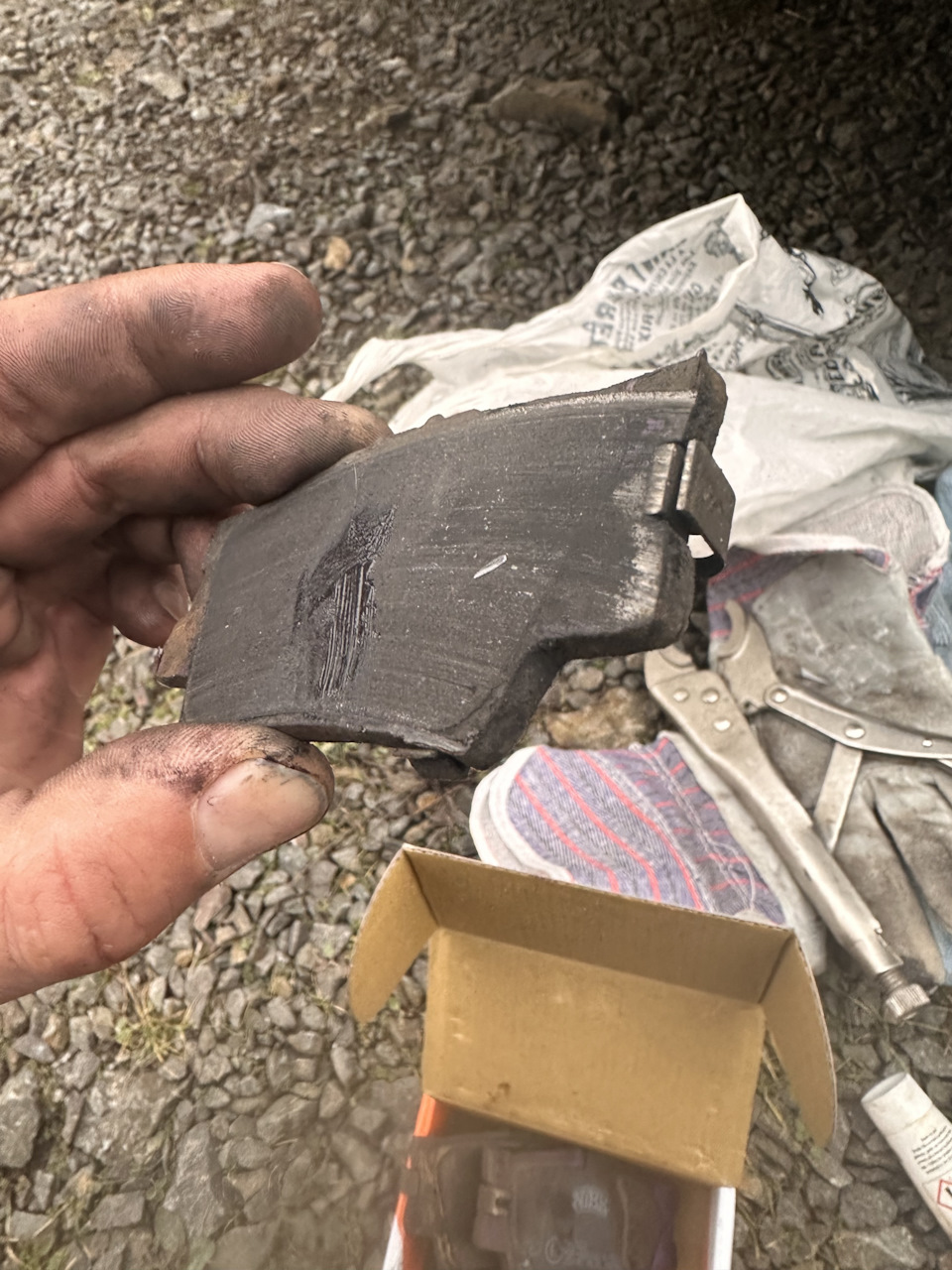 Задние тормозные колодки — Toyota Camry (XV40), 2,4 л, 2007 года ...