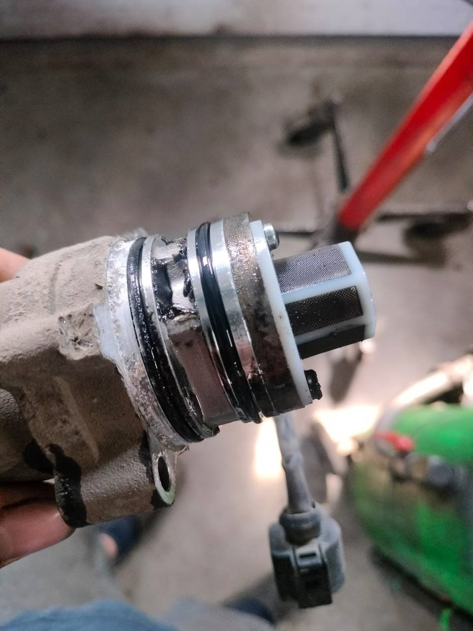 Обслуживание и замена жидкостей в угловой, АКПП, заднем мосту. Чистка и ...