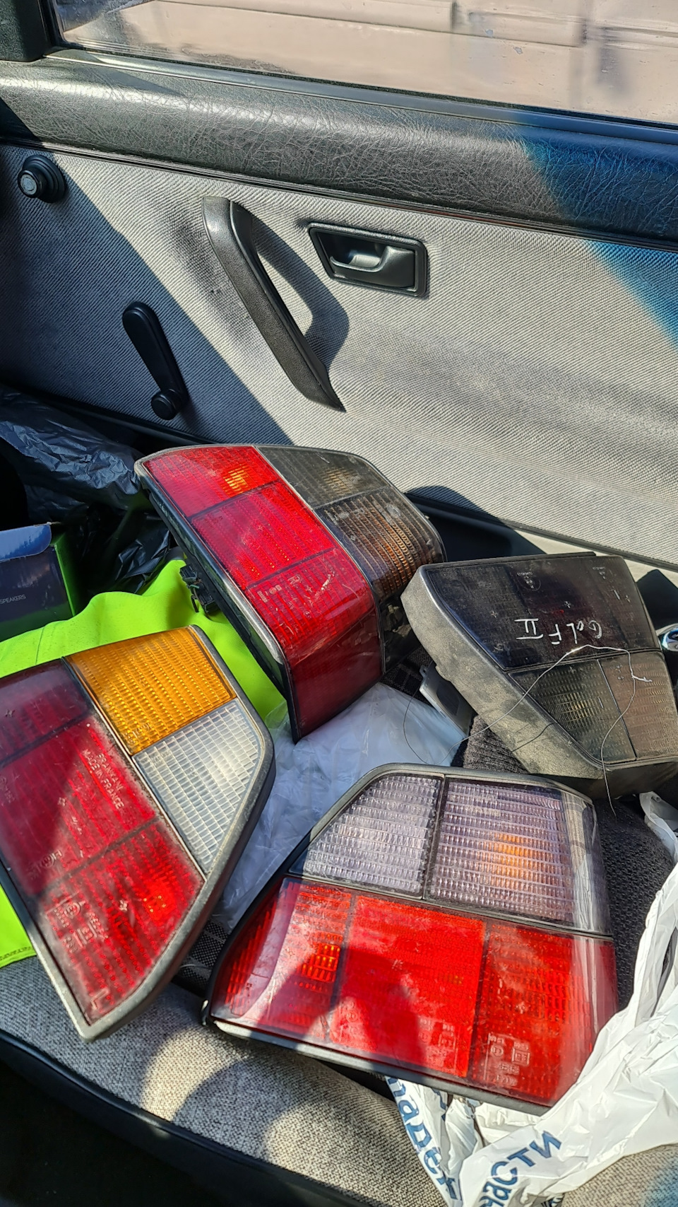 Ништяки. Hella front, USA щиток — Volkswagen Golf Mk2, 1,8 л, 1984 года ...