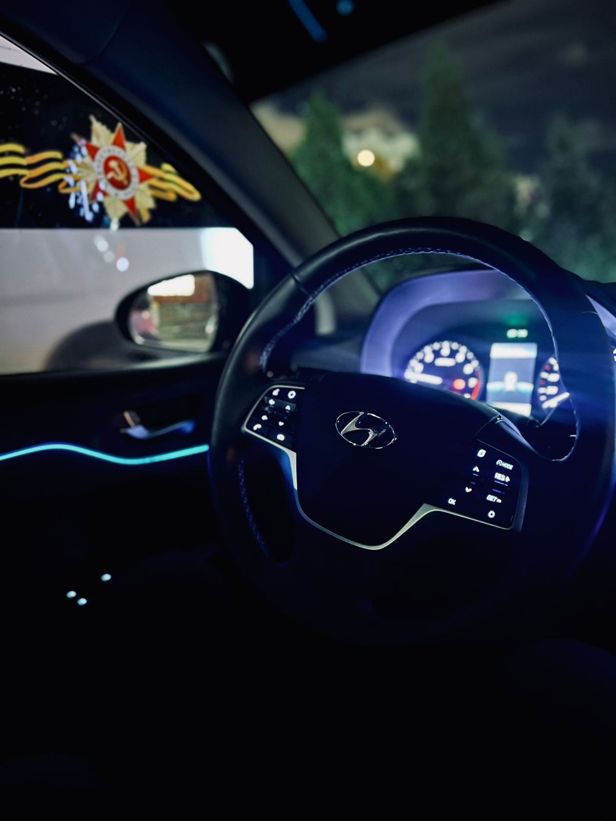 Подсветка в дверные карты — Hyundai Solaris (2G), 1,6 л, 2021 года ...