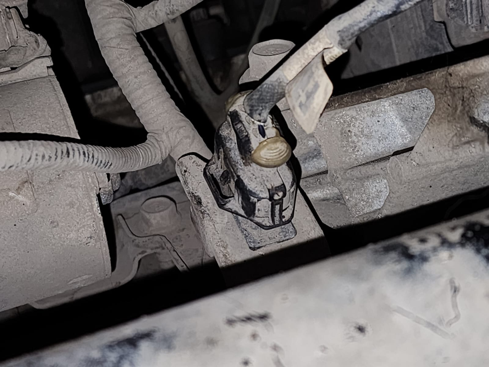 Ремонт трубки подачи масла — Opel Mokka (1G), 1,4 л, 2014 года | визит ...