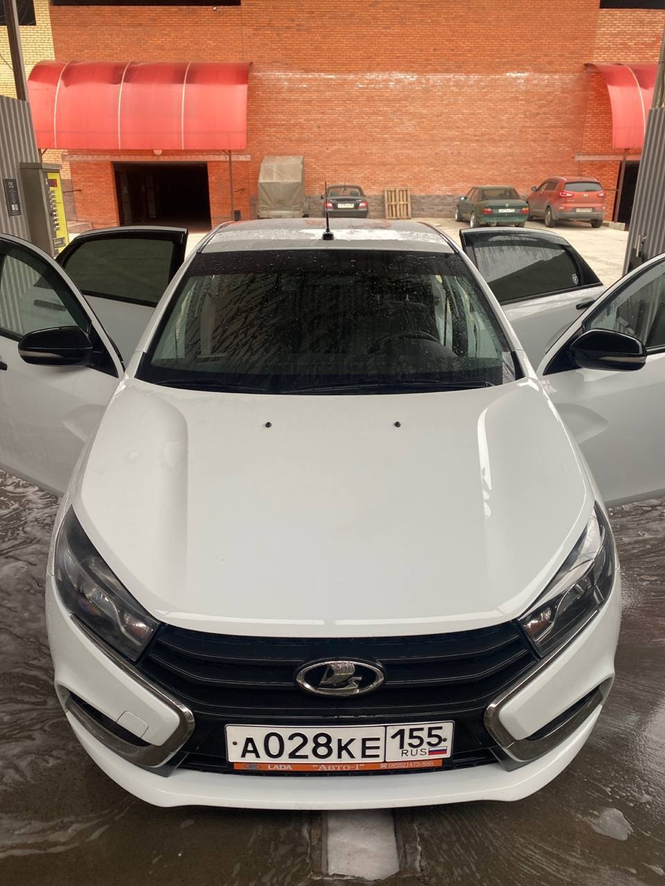 Просто фото — Lada Vesta (1G), 1,6 л, 2017 года | фотография | DRIVE2