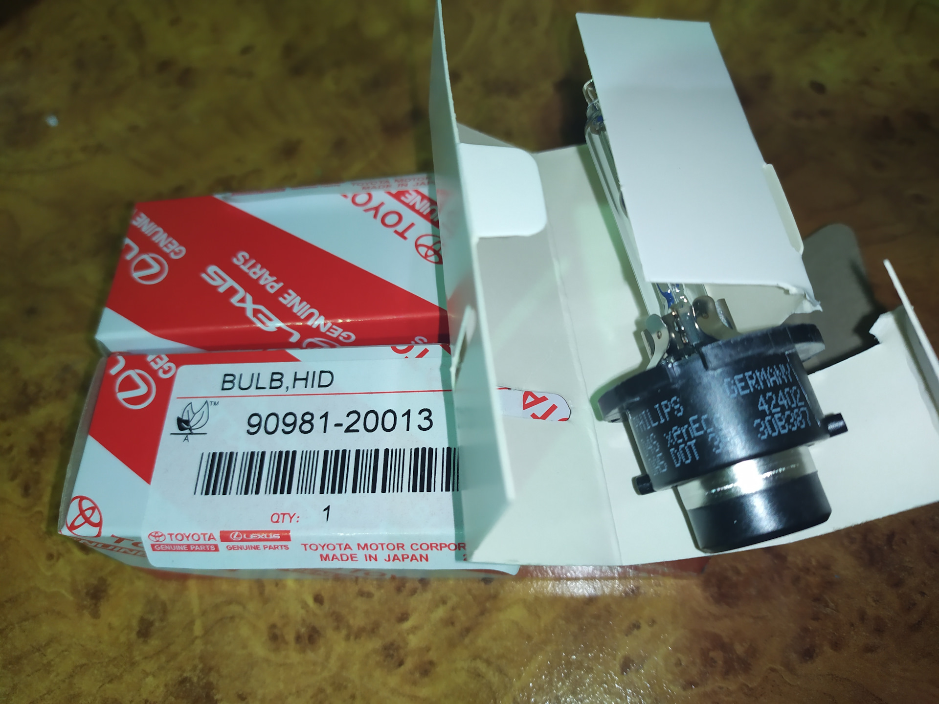 Лампы головного света d4s 6000k. — Toyota RAV4 (IV), 2 л, 2013 года ...