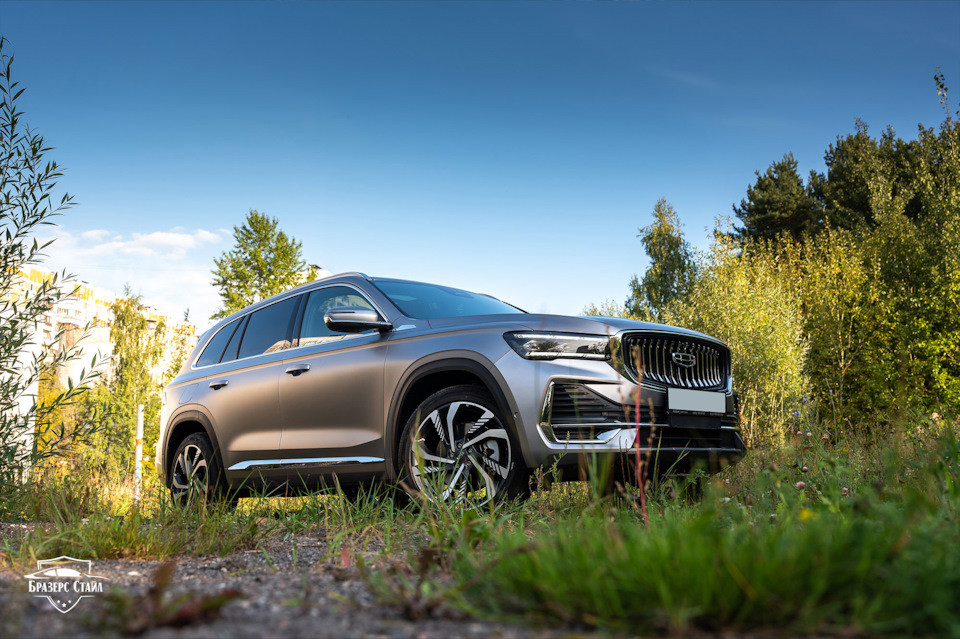 Матовая антигравийная защита Geely Monjaro полиуретаном Deltaskin Clear ...