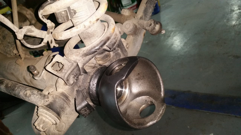 Передний мост, кардан и задний бампер — Toyota Land Cruiser Prado 70 ...