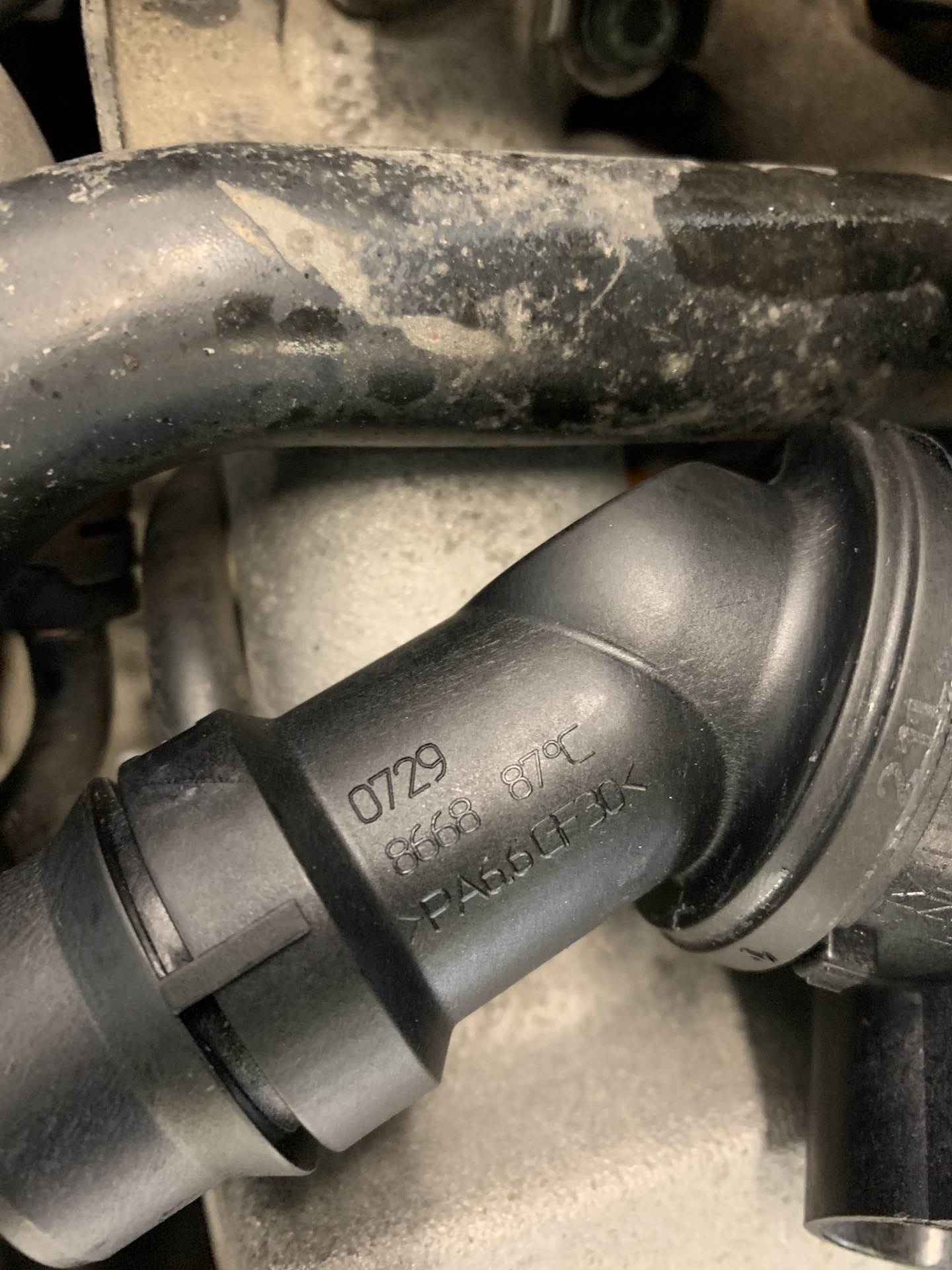 Термостат 06D121111G от В7 — Audi A4 (B6), 1,8 л, 2003 года | своими ...