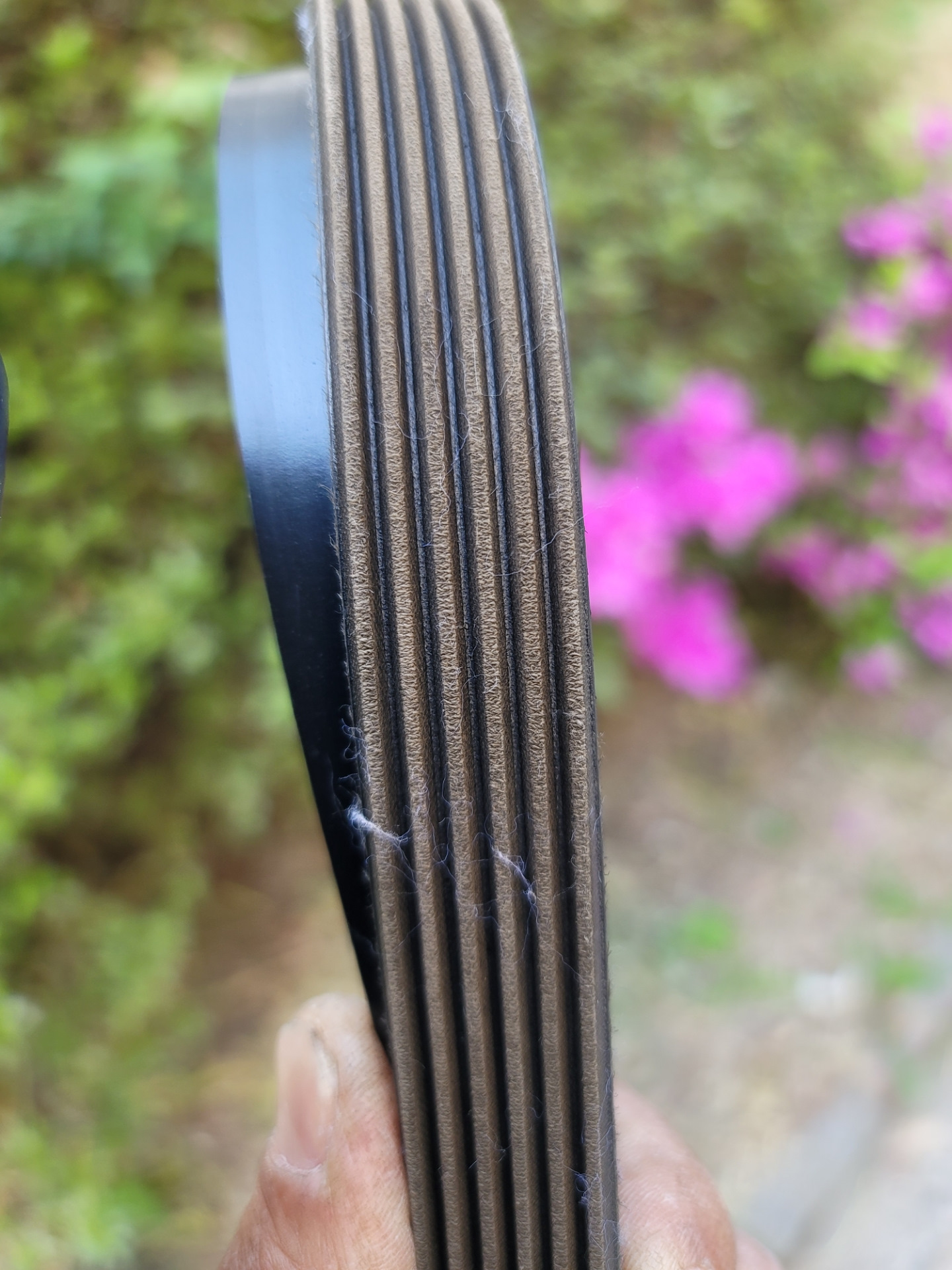 Замена аккумулятора и приводного ремня — KIA Sportage (3G), 2 л, 2012 ...