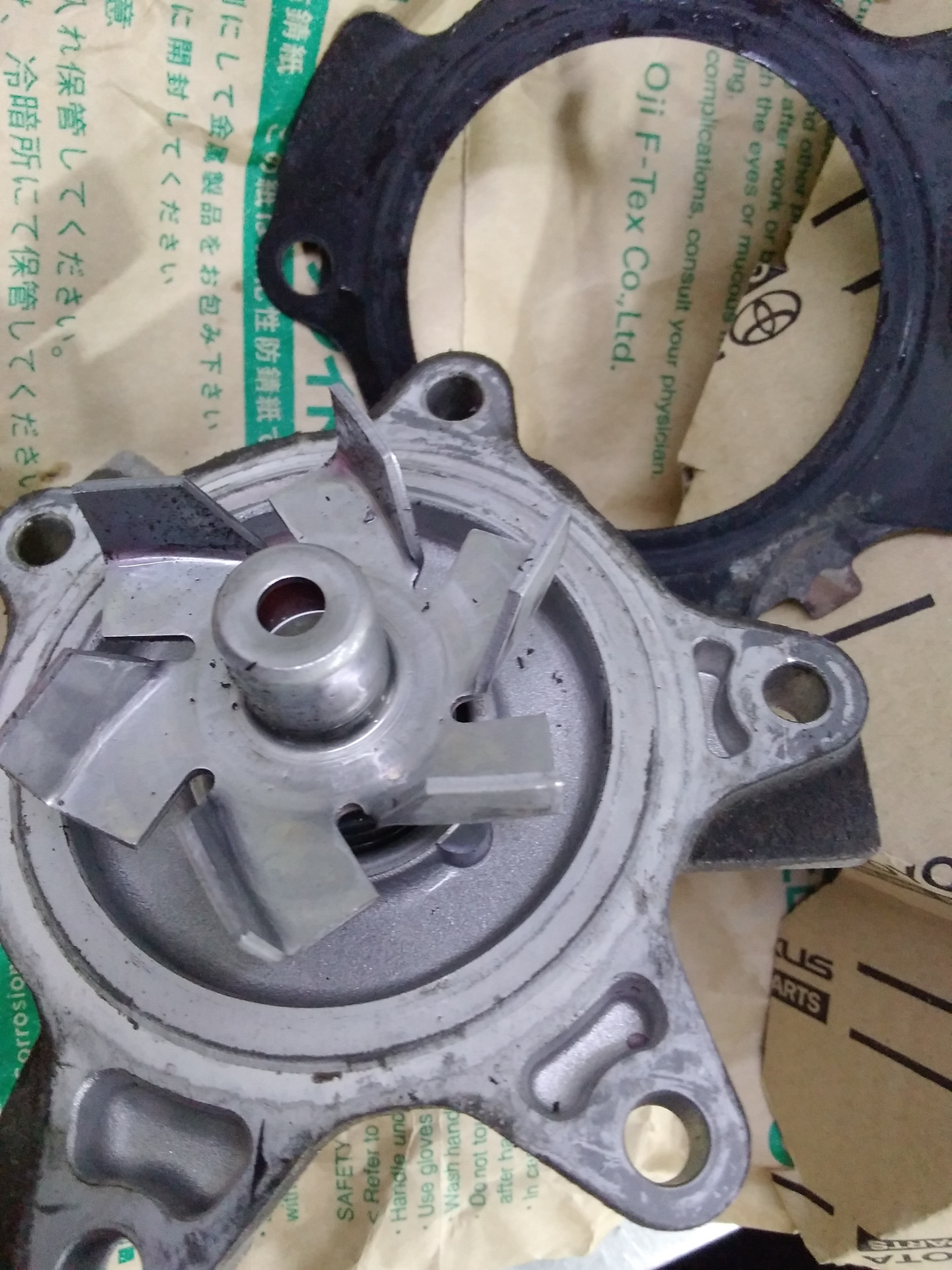 Замена помпы. — Toyota Succeed, 1,5 л, 2008 года | своими руками | DRIVE2