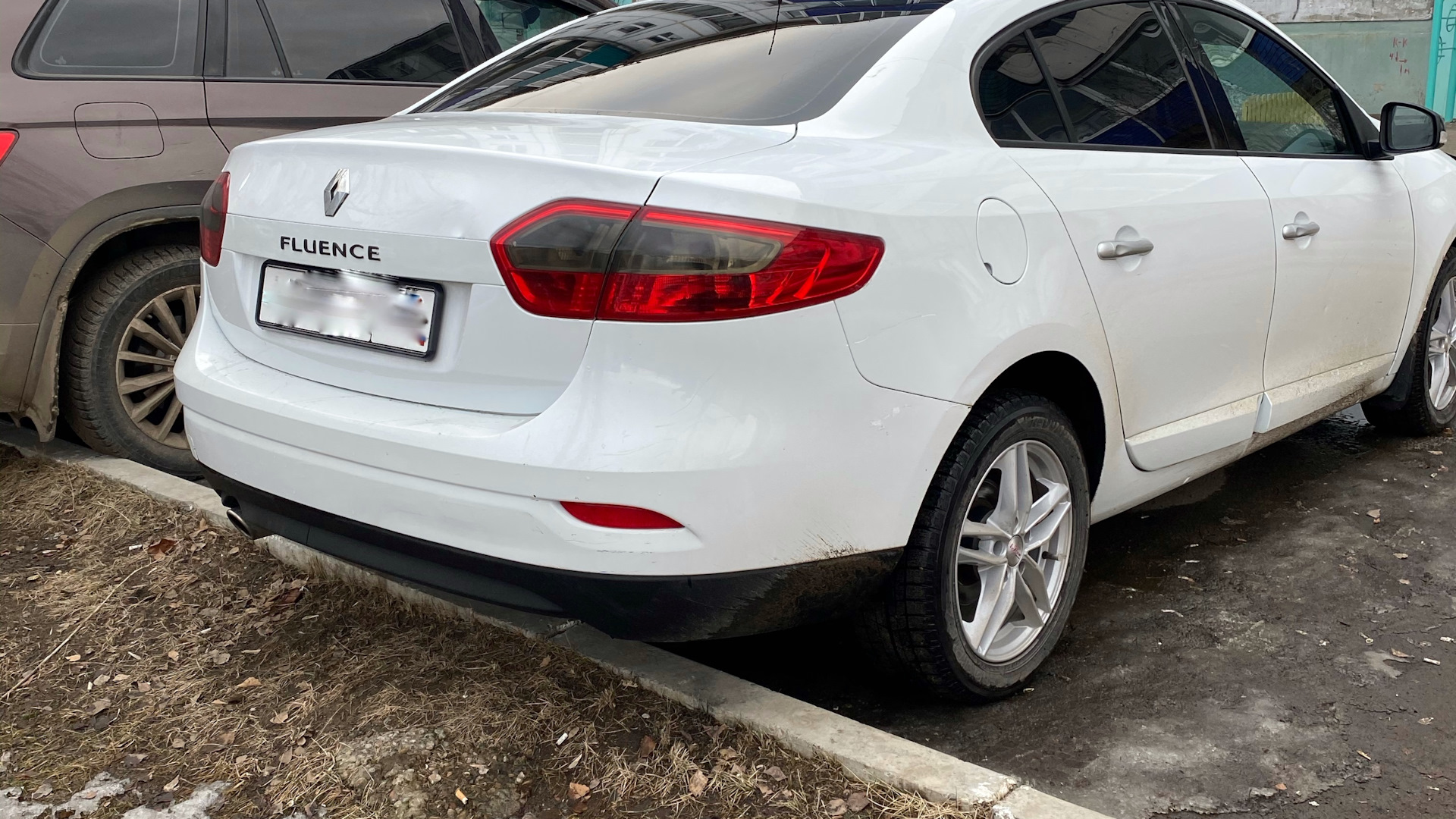 Renault Fluence 1.6 бензиновый 2012 | 1.6 акпп на DRIVE2